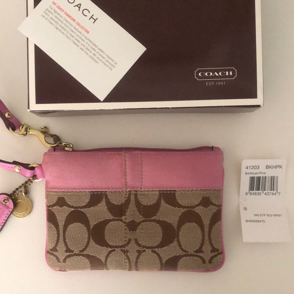 Coach Signature Collection Wristlet (Khaki And Pink) - Gem